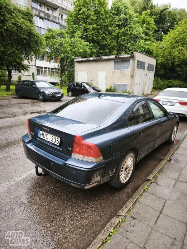 Grey Volvo S60 2006 in Kaunas, with an engine capacity of 2.40 L and mileage of 265 thousand km for 650 €, photo 4 on AUTOMOTO.COM.LV