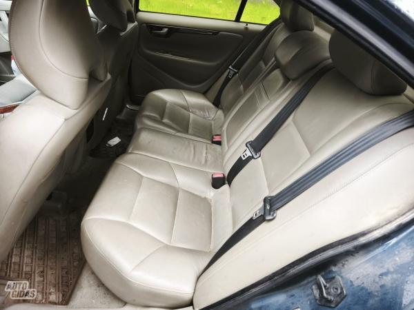 Grey Volvo S60 2006 in Kaunas, with an engine capacity of 2.40 L and mileage of 265 thousand km for 650 €, photo 8 on AUTOMOTO.COM.LV