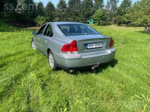 Grey Volvo S60 2006 in Tukums, with an engine capacity of 2.40 L and mileage of 334 thousand km for 2000 €, photo 4 on AUTOMOTO.COM.LV