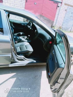 Grey Volvo S60 2006 in Saldus, with an engine capacity of 2.40 L and mileage of 301 thousand km for 2500 €, photo 9 on AUTOMOTO.COM.LV