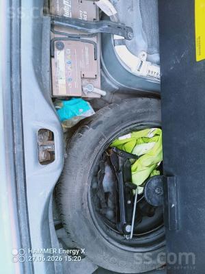 Grey Volvo S60 2006 in Saldus, with an engine capacity of 2.40 L and mileage of 301 thousand km for 2500 €, photo 13 on AUTOMOTO.COM.LV