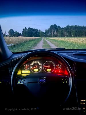 Pelēks Volvo S60 2006 Tallina, ar dzinēja tilpumu 2.40 L un nobraukumu 395 tūkst. km par 2800 €, foto 9 vietnē AUTOMOTO.COM.LV