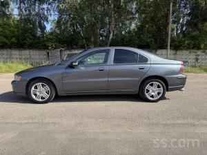 Grey Volvo S60 2006 in Riga, with an engine capacity of 2.40 L and mileage of 311 thousand km for 3080 €, photo 6 on AUTOMOTO.COM.LV