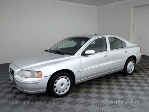 Grey Volvo S60 2006 in Tallinn, with an engine capacity of 2.40 L and mileage of 322 thousand km for 699 €, photo 3 on AUTOMOTO.COM.LV