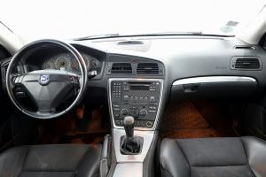 Pelēks Volvo S60 2006 Tallina, ar dzinēja tilpumu 2.40 L un nobraukumu 322 tūkst. km par 699 €, foto 6 vietnē AUTOMOTO.COM.LV