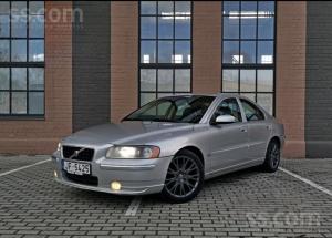 Pelēks Volvo S60 2006 Rīga, ar dzinēja tilpumu 2.40 L un nobraukumu 395 tūkst. km par 3200 €, foto 16 vietnē AUTOMOTO.COM.LV