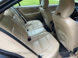 Pelēks Volvo S60 2006 Tallina, ar dzinēja tilpumu 2.40 L un nobraukumu 352 tūkst. km par 3500 €, foto 17 vietnē AUTOMOTO.COM.LV