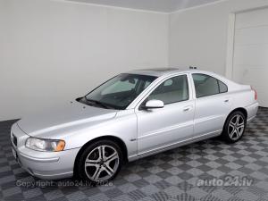 Grey Volvo S60 2006 in Tallinn, with an engine capacity of 2.00 L and mileage of 249 thousand km for 1599 €, photo 3 on AUTOMOTO.COM.LV