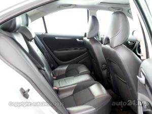 Grey Volvo S60 2006 in Tallinn, with an engine capacity of 2.00 L and mileage of 249 thousand km for 1599 €, photo 8 on AUTOMOTO.COM.LV