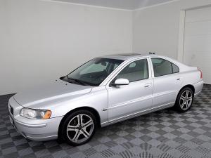 Pelēks Volvo S60 2006 Tallina, ar dzinēja tilpumu 2.00 L un nobraukumu 249 tūkst. km par 1599 €, foto 3 vietnē AUTOMOTO.COM.LV