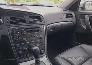 Pelēks Volvo S60 2006 Paide, ar dzinēja tilpumu 2.40 L un nobraukumu 281 tūkst. km par 4150 €, foto 14 vietnē AUTOMOTO.COM.LV