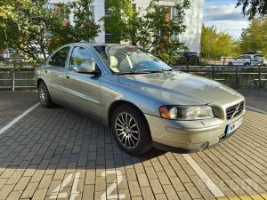 Серый Вольво С60 2006 в Рига, объемом двигателя 2.40 л и пробегом 278 тыс. км за 3200 €, фото  на AUTOMOTO.COM.LV