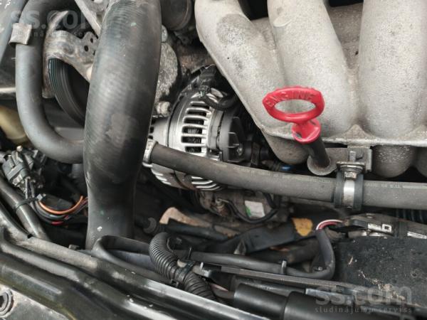 Grey Volvo S60 2006 in Jelgava, with an engine capacity of 2.40 L and mileage of 339 thousand km for 1500 €, photo 11 on AUTOMOTO.COM.LV
