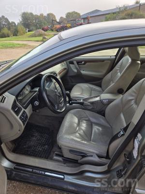 Pelēks Volvo S60 2006 Aizkraukle, ar dzinēja tilpumu 2.40 L un nobraukumu 420 tūkst. km par 2100 €, foto 6 vietnē AUTOMOTO.COM.LV