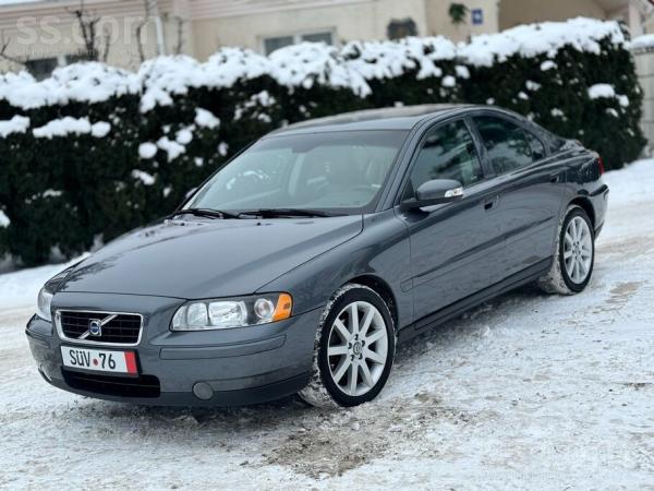 Pelēks Volvo S60 2007 Jūrmala, ar dzinēja tilpumu 2.40 L un nobraukumu 0 tūkst. km par 3690 €, foto 2 vietnē AUTOMOTO.COM.LV