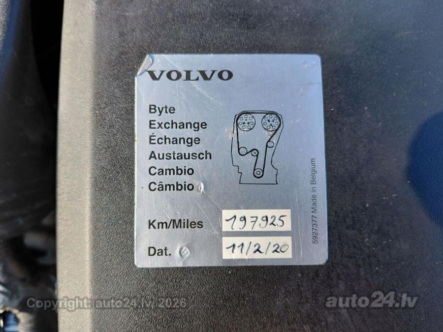 Pelēks Volvo S60 2007 Paide, ar dzinēja tilpumu 2.40 L un nobraukumu 260 tūkst. km par 4450 €, foto 13 vietnē AUTOMOTO.COM.LV