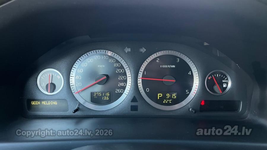 Grey Volvo S60 2007 in Tallinn, with an engine capacity of 2.40 L and mileage of 375 thousand km for 3490 €, photo 15 on AUTOMOTO.COM.LV
