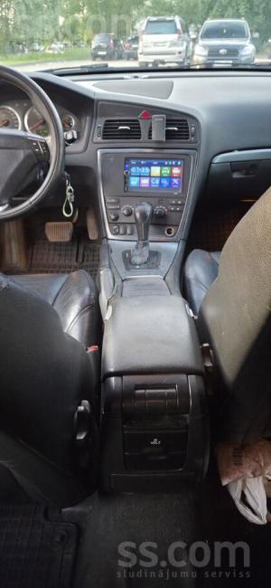 Pelēks Volvo S60 2007 Rīga, ar dzinēja tilpumu 2.40 L un nobraukumu 415 tūkst. km par 2300 €, foto 6 vietnē AUTOMOTO.COM.LV