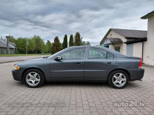 Grey Volvo S60 2007 in Paide, with an engine capacity of 2.40 L and mileage of 262 thousand km for 4350 €, photo 7 on AUTOMOTO.COM.LV
