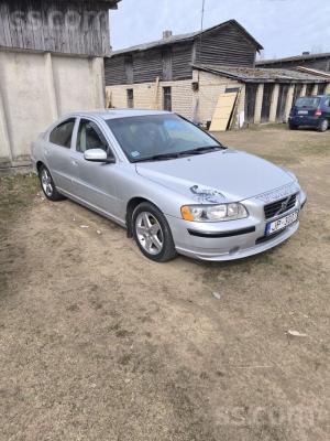 Grey Volvo S60 2007 in Riga, with an engine capacity of 2.40 L and mileage of 491 thousand km for 3100 €, photo  on AUTOMOTO.COM.LV