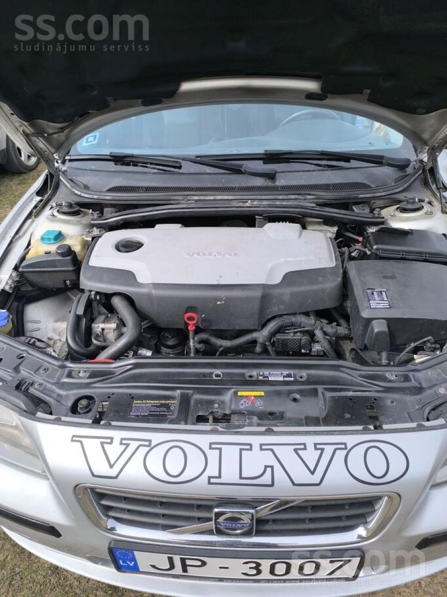 Pelēks Volvo S60 2007 Rīga, ar dzinēja tilpumu 2.40 L un nobraukumu 491 tūkst. km par 3100 €, foto 7 vietnē AUTOMOTO.COM.LV