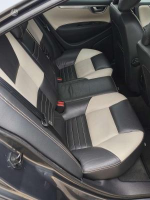 Grey Volvo S60 2007 in Vilnius, with an engine capacity of 2.40 L and mileage of 267 thousand km for 4850 €, photo 16 on AUTOMOTO.COM.LV