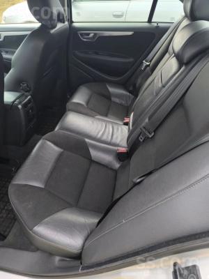 Grey Volvo S60 2007 in Rezekne, with an engine capacity of 2.40 L and mileage of 497 thousand km for 1300 €, photo 7 on AUTOMOTO.COM.LV