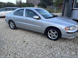 Grey Volvo S60 2007 in Rezekne, with an engine capacity of 2.40 L and mileage of 498 thousand km for 2450 €, photo 3 on AUTOMOTO.COM.LV
