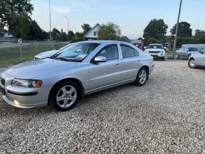 Grey Volvo S60 2007 in Rezekne, with an engine capacity of 2.40 L and mileage of 498 thousand km for 2450 €, photo 5 on AUTOMOTO.COM.LV