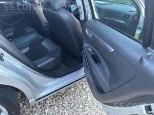 Grey Volvo S60 2007 in Rezekne, with an engine capacity of 2.40 L and mileage of 498 thousand km for 2450 €, photo 11 on AUTOMOTO.COM.LV