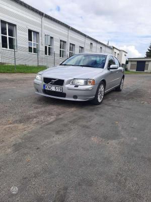 Grey Volvo S60 2007 in Vilnius, with an engine capacity of 2.40 L and mileage of 320 thousand km for 2700 €, photo 5 on AUTOMOTO.COM.LV