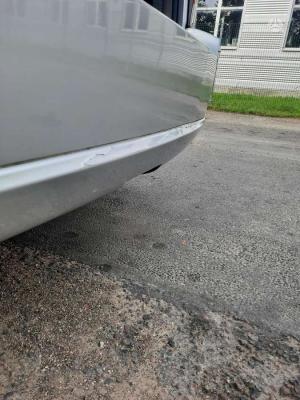 Grey Volvo S60 2007 in Vilnius, with an engine capacity of 2.40 L and mileage of 320 thousand km for 2700 €, photo 36 on AUTOMOTO.COM.LV