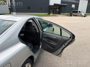 Pelēks Volvo S60 2007 Rīga, ar dzinēja tilpumu 2.40 L un nobraukumu 319 tūkst. km par 2800 €, foto 15 vietnē AUTOMOTO.COM.LV