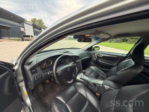 Pelēks Volvo S60 2007 Rīga, ar dzinēja tilpumu 2.40 L un nobraukumu 319 tūkst. km par 2800 €, foto 16 vietnē AUTOMOTO.COM.LV