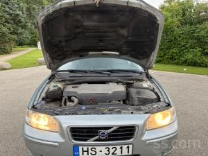 Grey Volvo S60 2007 in Riga, with an engine capacity of 2.40 L and mileage of 319 thousand km for 2600 €, photo 10 on AUTOMOTO.COM.LV