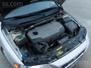 Grey Volvo S60 2007 in Riga, with an engine capacity of 2.40 L and mileage of 347 thousand km for 2500 €, photo 6 on AUTOMOTO.COM.LV