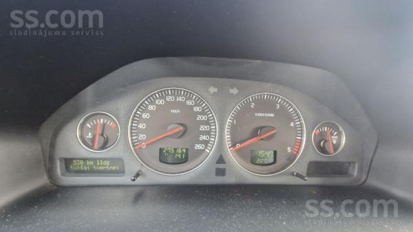 Volvo S60 2007 Rīga vietnē Pelēks Volvo S60 2007 Rīga, ar dzinēja tilpumu 2.40 L un nobraukumu 275 tūkst. km par 2700 €, foto 7 vietnē AUTOMOTO.COM.LV