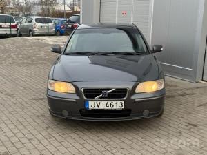 Pelēks Volvo S60 2008 Rīga, ar dzinēja tilpumu 2.40 L un nobraukumu 405 tūkst. km par 2650 €, foto 3 vietnē AUTOMOTO.COM.LV