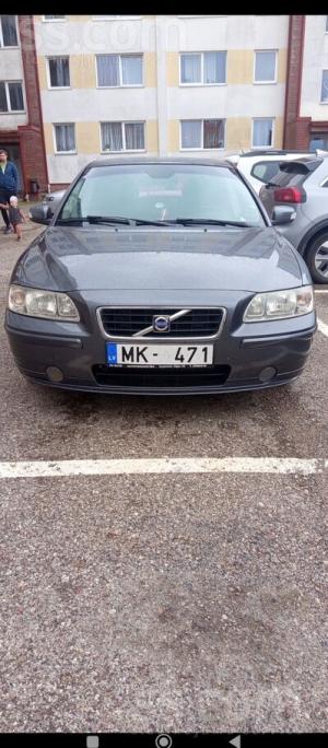 Pelēks Volvo S60 2008 Jelgava, ar dzinēja tilpumu 2.40 L un nobraukumu 280 tūkst. km par 2600 €, foto  vietnē AUTOMOTO.COM.LV