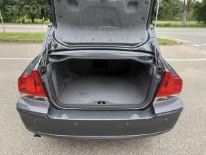 Grey Volvo S60 2008 in Ogre, with an engine capacity of 2.40 L and mileage of 235 thousand km for 4299 €, photo 8 on AUTOMOTO.COM.LV