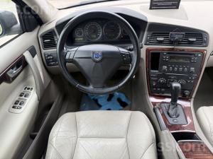 Grey Volvo S60 2008 in Ogre, with an engine capacity of 2.40 L and mileage of 235 thousand km for 4299 €, photo 14 on AUTOMOTO.COM.LV