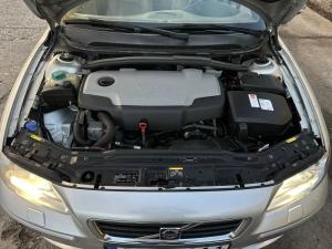 Grey Volvo S60 2008 in Riga, with an engine capacity of 2.40 L and mileage of 329 thousand km for 2600 €, photo 32 on AUTOMOTO.COM.LV