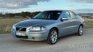 Grey Volvo S60 2008 in Riga, with an engine capacity of 2.40 L and mileage of 307 thousand km for 4200 €, photo 7 on AUTOMOTO.COM.LV