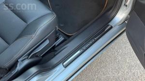 Grey Volvo S60 2008 in Riga, with an engine capacity of 2.40 L and mileage of 307 thousand km for 4200 €, photo 17 on AUTOMOTO.COM.LV