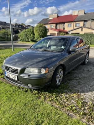 Grey Volvo S60 2008 in Kohtla-Jarve, with an engine capacity of 0.00 L and mileage of 296 thousand km for 2000 €, photo  on AUTOMOTO.COM.LV