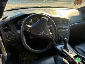 Pelēks Volvo S60 2008 Dobele, ar dzinēja tilpumu 2.40 L un nobraukumu 335 tūkst. km par 2150 €, foto 9 vietnē AUTOMOTO.COM.LV