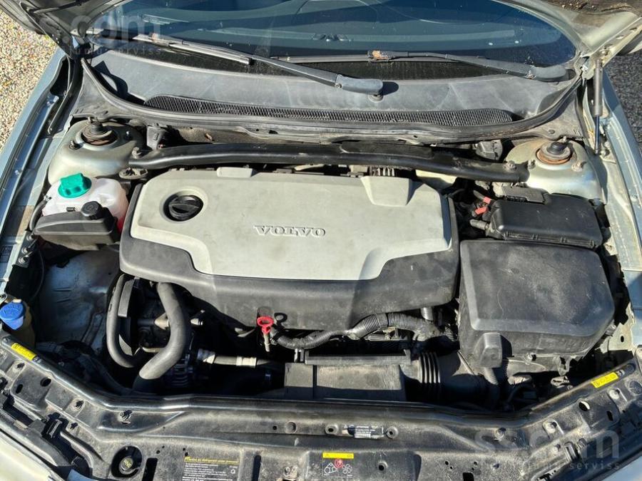 Pelēks Volvo S60 2008 Dobele, ar dzinēja tilpumu 2.40 L un nobraukumu 335 tūkst. km par 2150 €, foto 10 vietnē AUTOMOTO.COM.LV