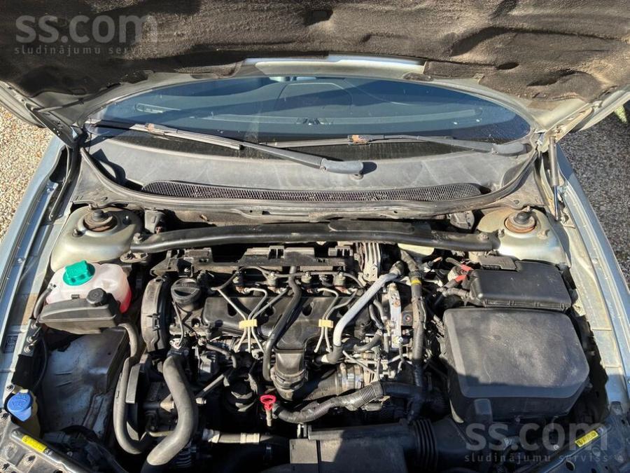 Pelēks Volvo S60 2008 Dobele, ar dzinēja tilpumu 2.40 L un nobraukumu 335 tūkst. km par 2150 €, foto 11 vietnē AUTOMOTO.COM.LV