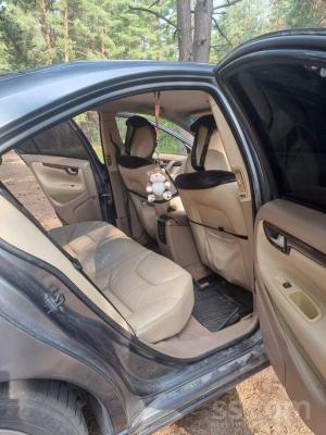 Grey Volvo S60 2008 in Daugavpils, with an engine capacity of 2.40 L and mileage of 30 thousand km for 2450 €, photo 9 on AUTOMOTO.COM.LV