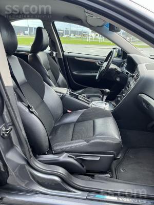 Pelēks Volvo S60 2008 Rīga, ar dzinēja tilpumu 2.40 L un nobraukumu 365 tūkst. km par 2800 €, foto 8 vietnē AUTOMOTO.COM.LV